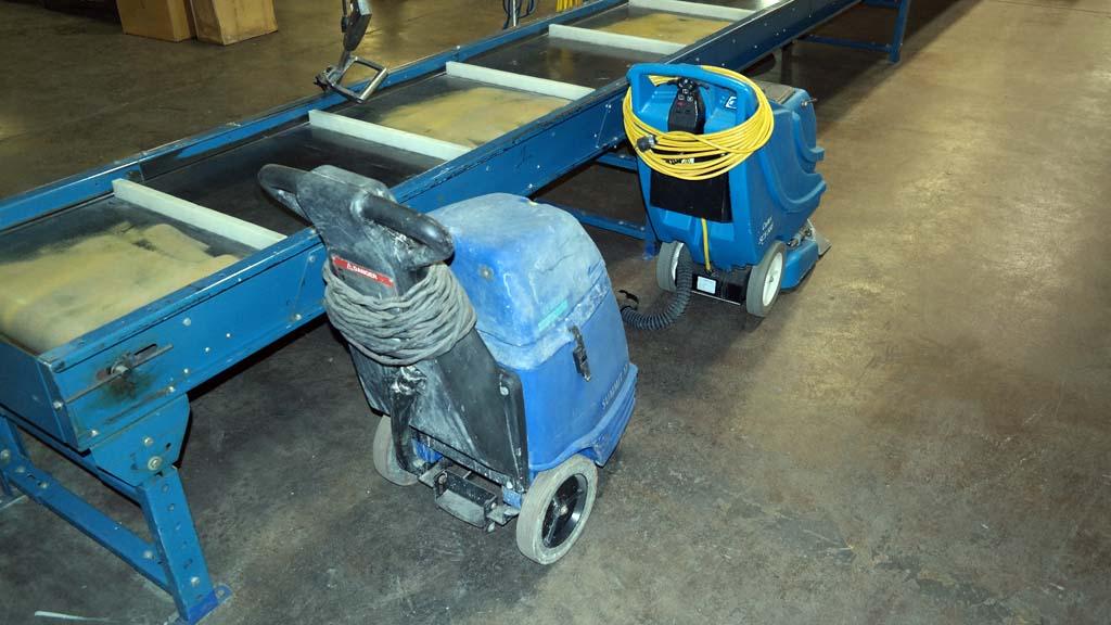 Lot #57: Clarke Alto Summit 12 Floor Vacuum & Castex SCX-900 Floor ...